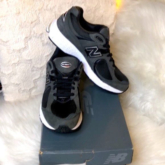 New Balance | Shoes | New Balance M202rb Mens 8 Black Dark Grey Suede ...